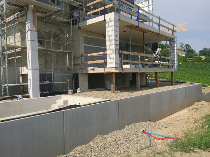 Mur préfabriqué léger pour vos petits aménagements paysagers